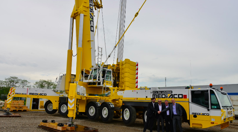 Mediaco reçoit une Demag AC500-2