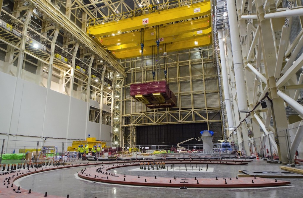 Iter : les ponts géants du hall d’assemblage testés