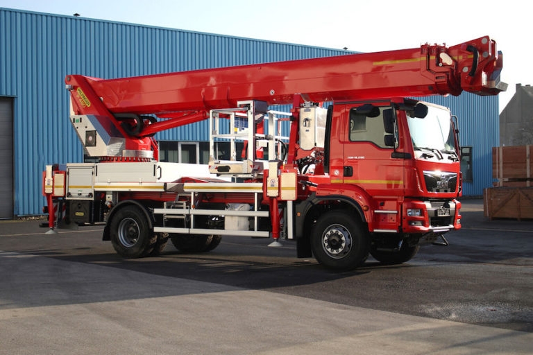 Palfinger France propose une gamme de nacelles jusqu’à 103 m